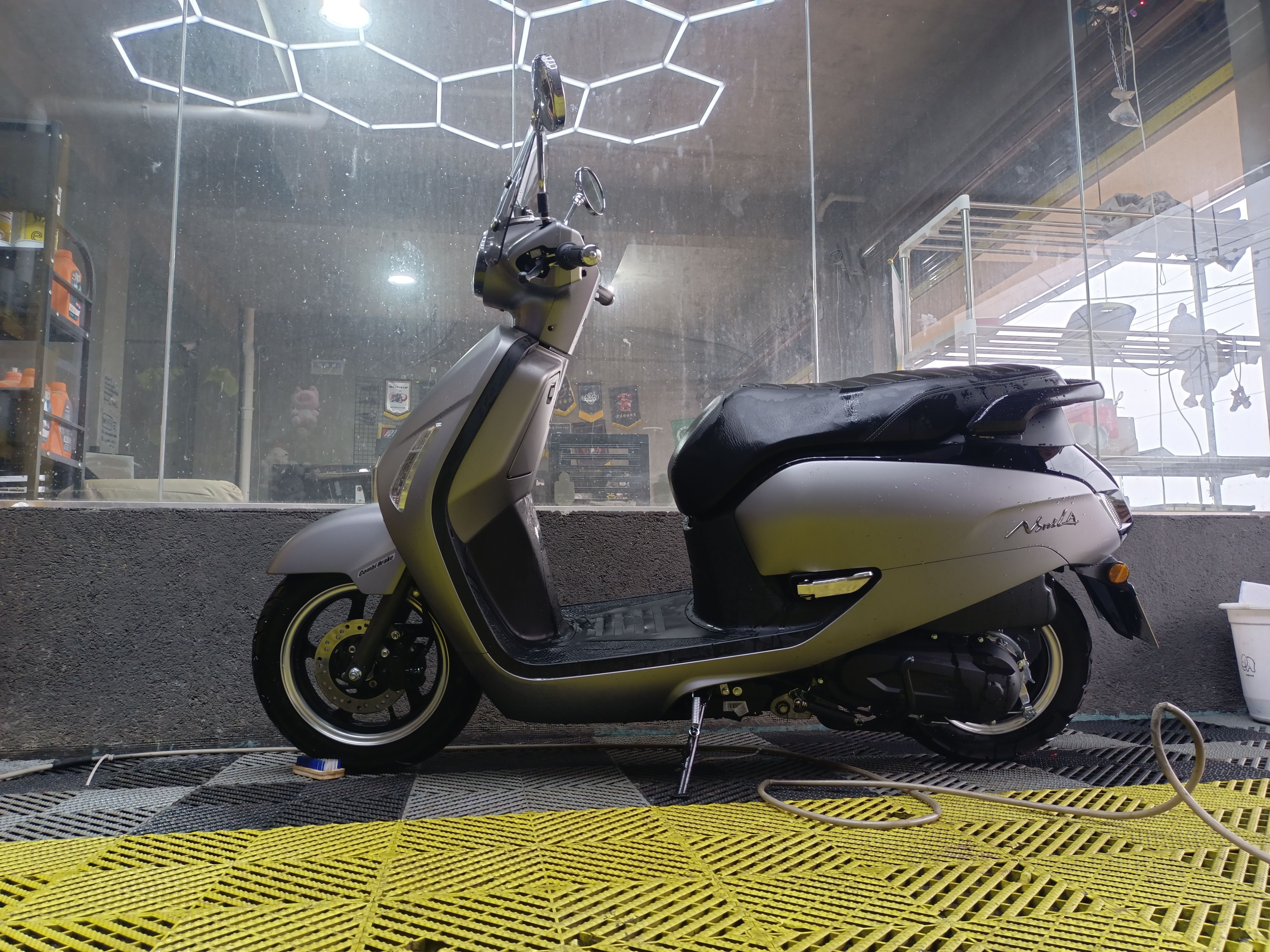 二手新大洲本田摩托车-摩托范-哈罗二手摩托车市场