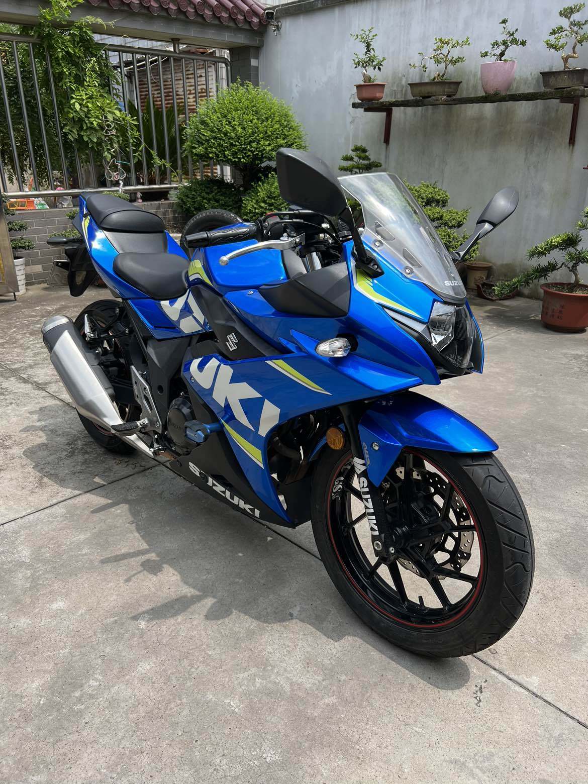 二手豪爵铃木摩托车-摩托范-哈罗二手摩托车市场